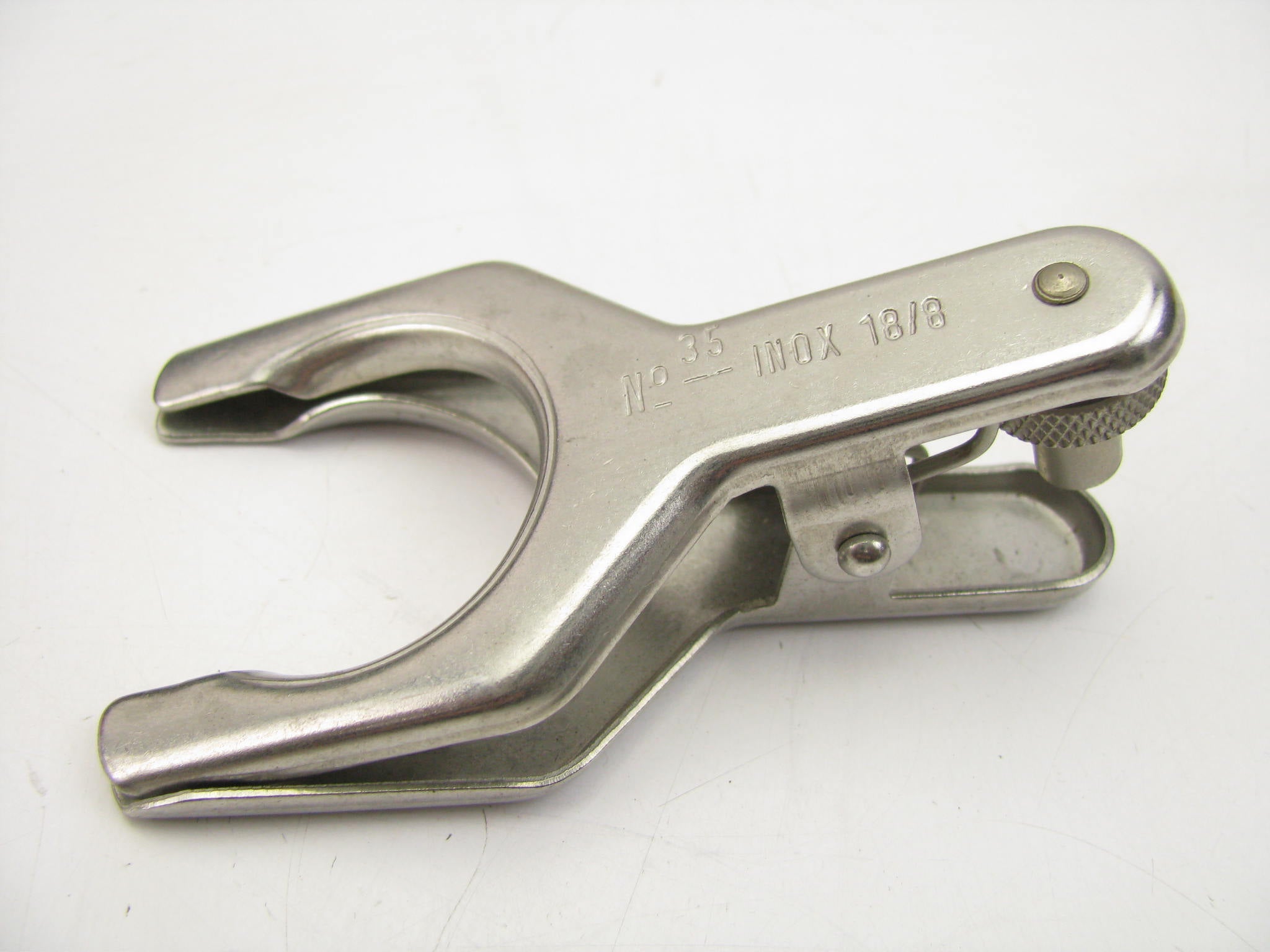 NO. 65 INOX 18/8 BALL & SOCKET SPHERICAL JOINT LABORATORY PINCH CLAMP – Spark Surplus Auto Parts
