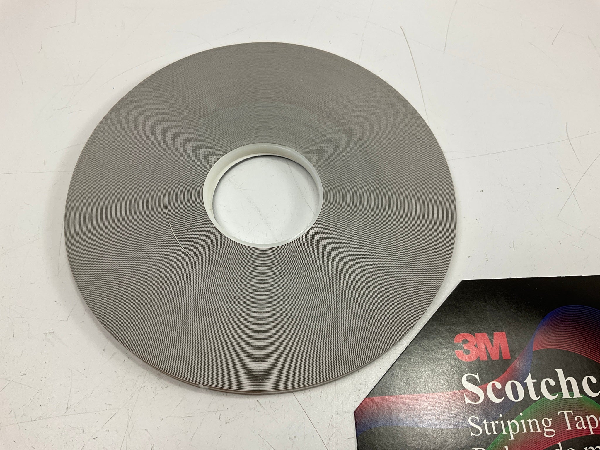 3M 72025 Gold Starfire Striping Automotive Stripe Tape 3/16'' X 150 ...