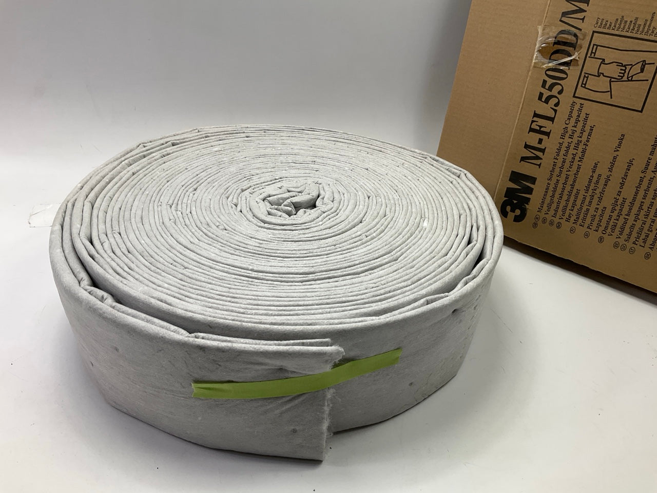 3M 07172 Maintenance Sorbent, Folded, 18''x16'' Perforated Liquid Abso ...