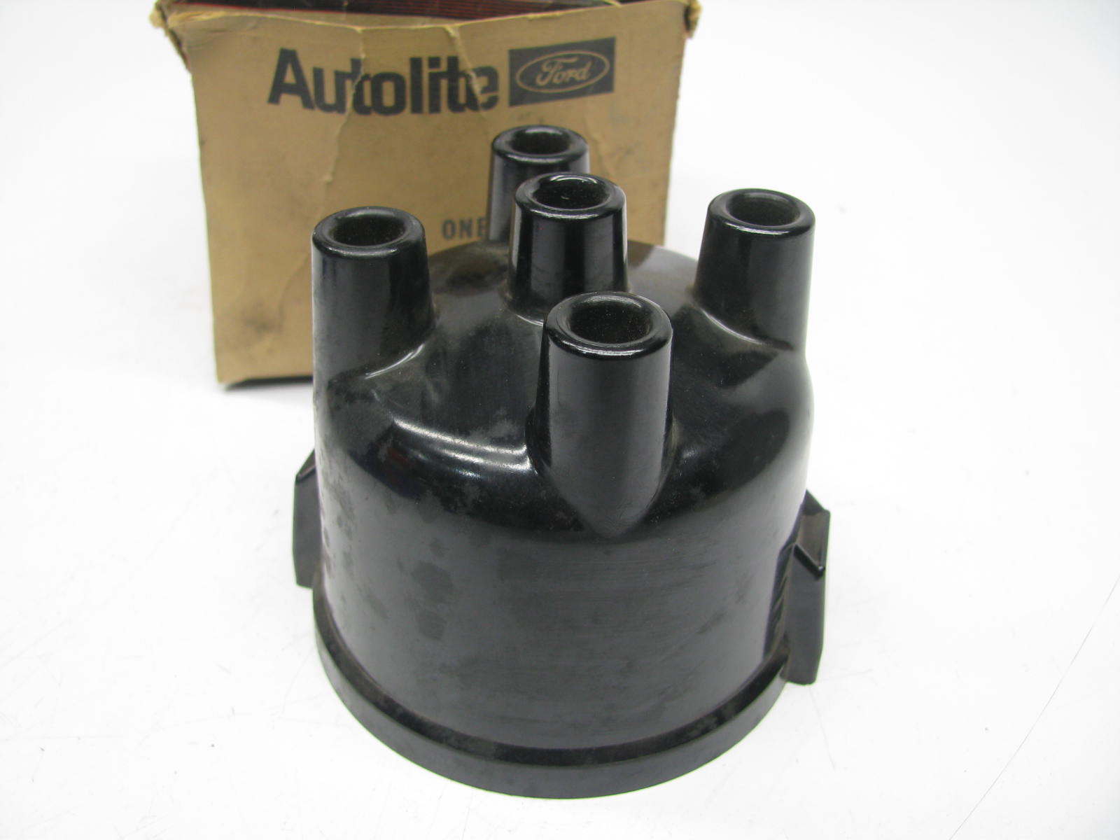 Vintage Autolite DHE-156 Ignition Distributor Cap – Spark Surplus Auto ...