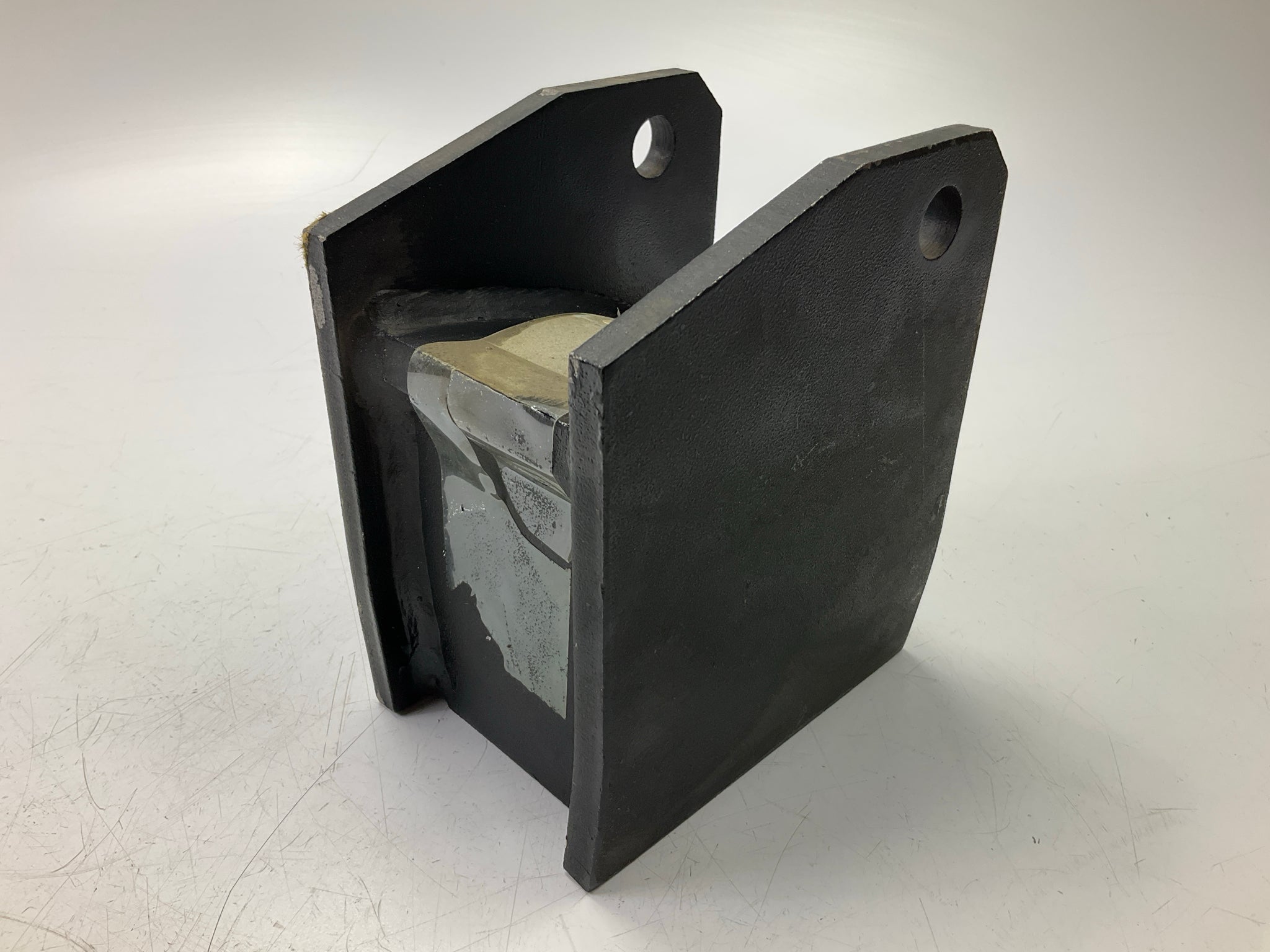 Automann M21198 Rear Hanger Replaces Fruehauf UCF-5858-002 – Spark ...