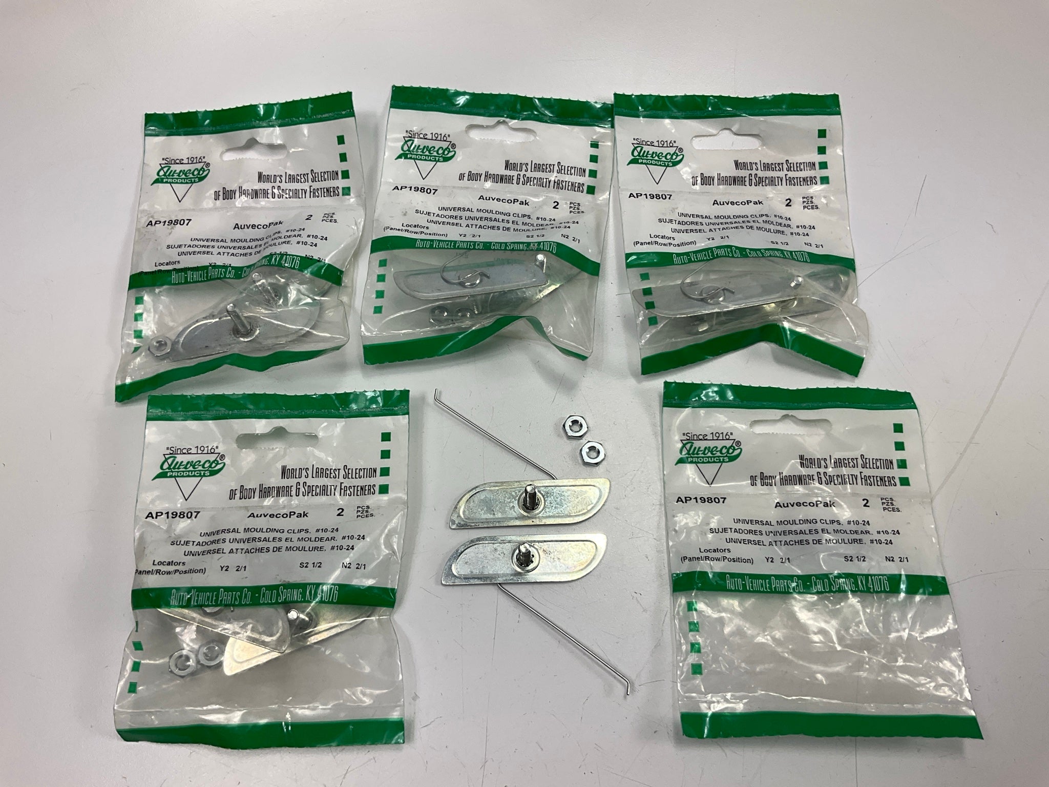(10) Auveco AP19807 Universal Moulding Fastener #10-24 X 3/4'' – Spark ...