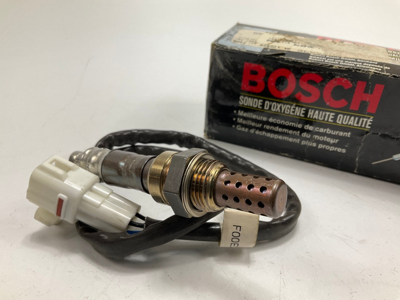 Missing Mounting Plate, Comes As Shown - Bosch 13405 Oxygen O2 Sensor ...