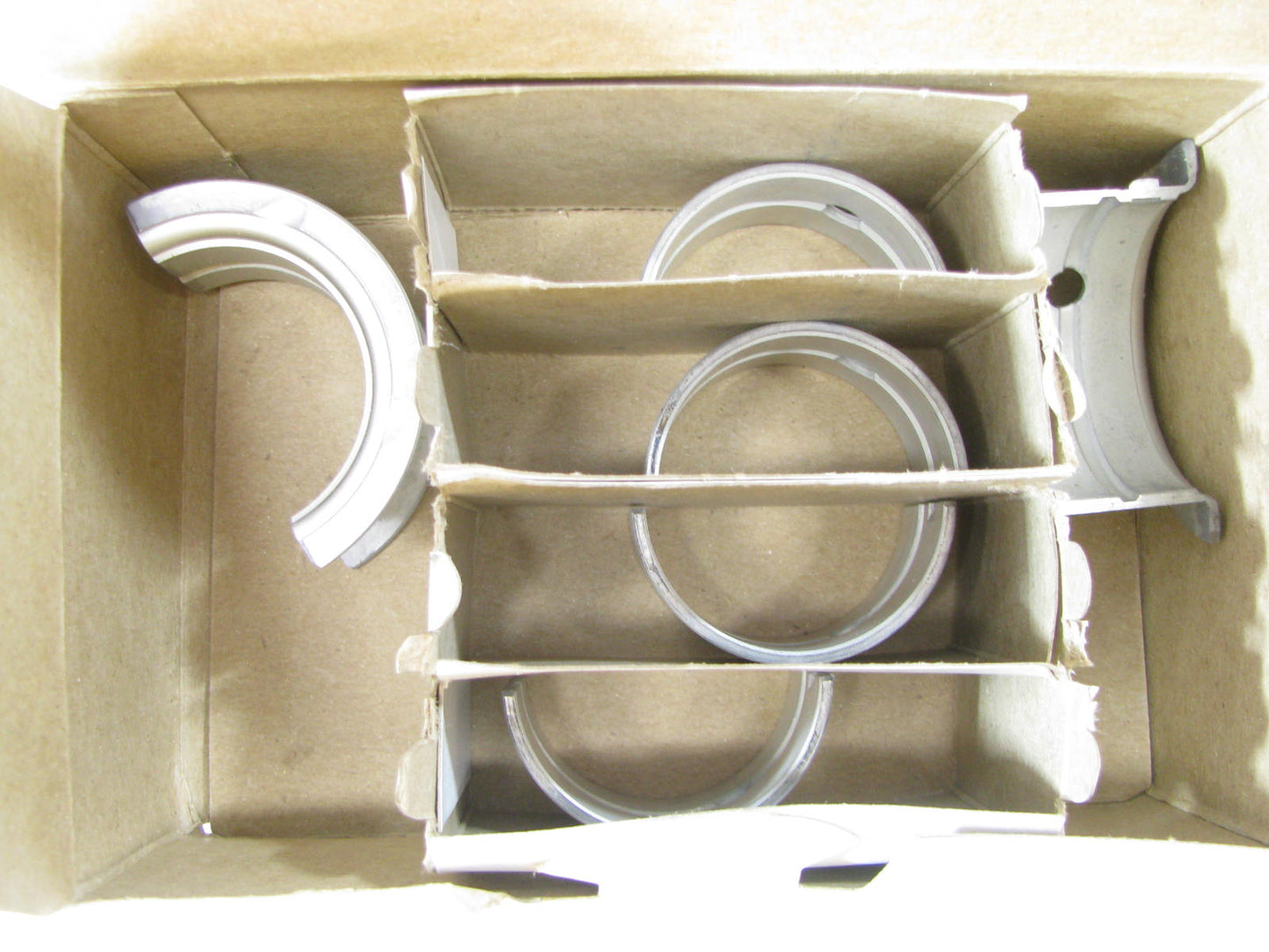 Federal Mogul 685M-10 Engine Main Bearings .010'' For International C6 – Spark Surplus Auto Parts