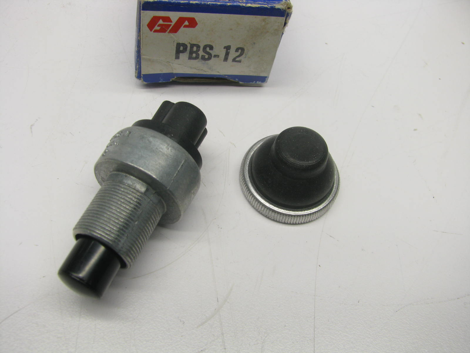 Gp PBS-12 Universal Push Button Switch – Spark Surplus Auto Parts