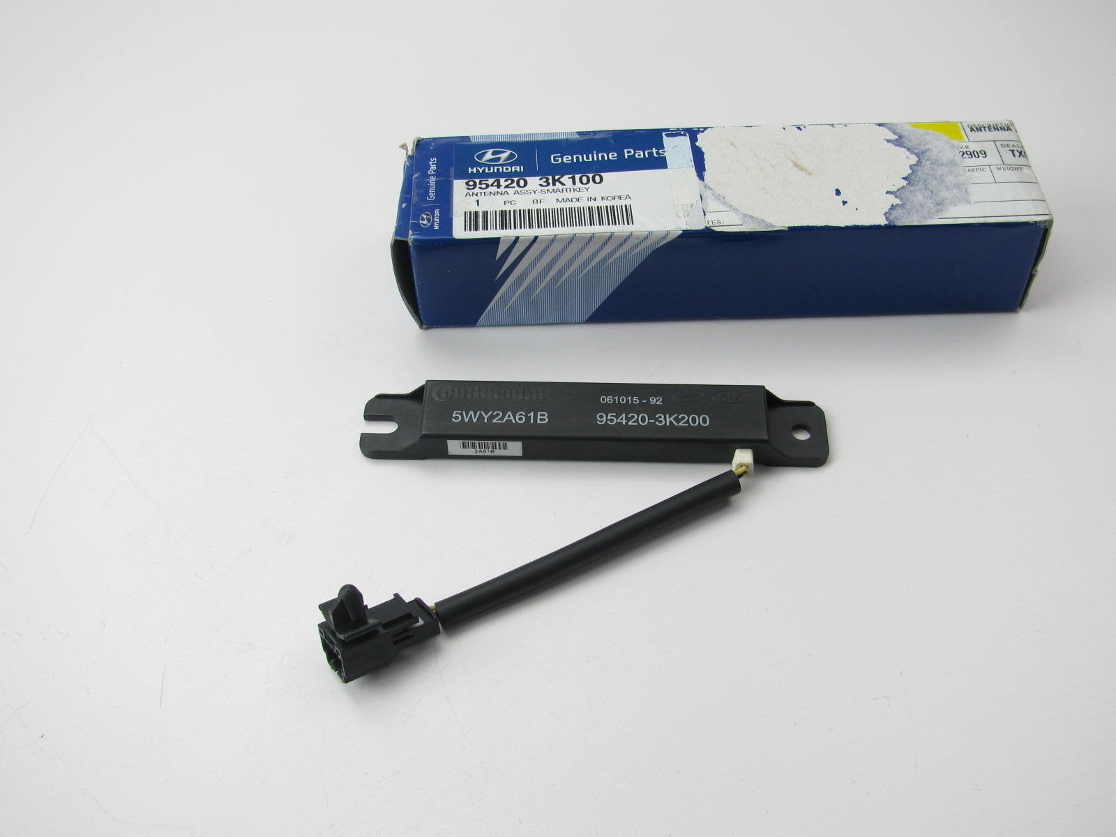 New Genuine Keyless Entry Smartkey Antenna OEM For Hyundai 954203K100 ...