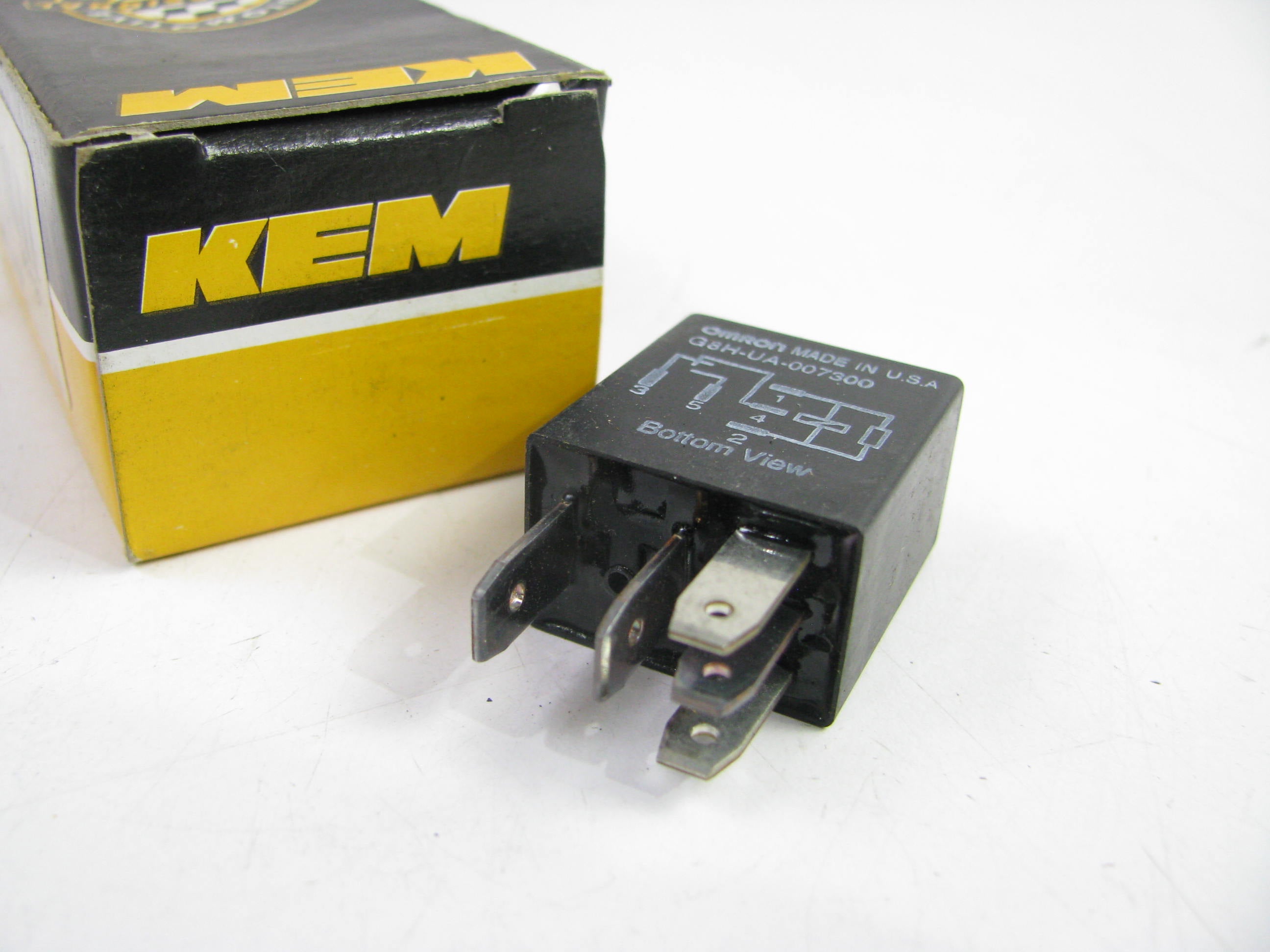 Kemparts AR260 Horn Relay - G8H-UA-007300 – Spark Surplus Auto Parts