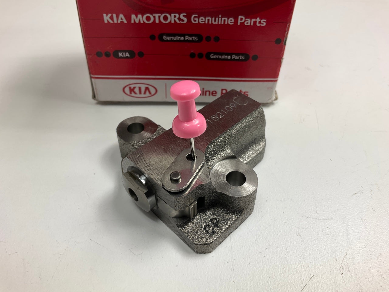 NEW GENUINE Engine Timing Chain Tensioner OEM For Kia 244103CGA3 ...