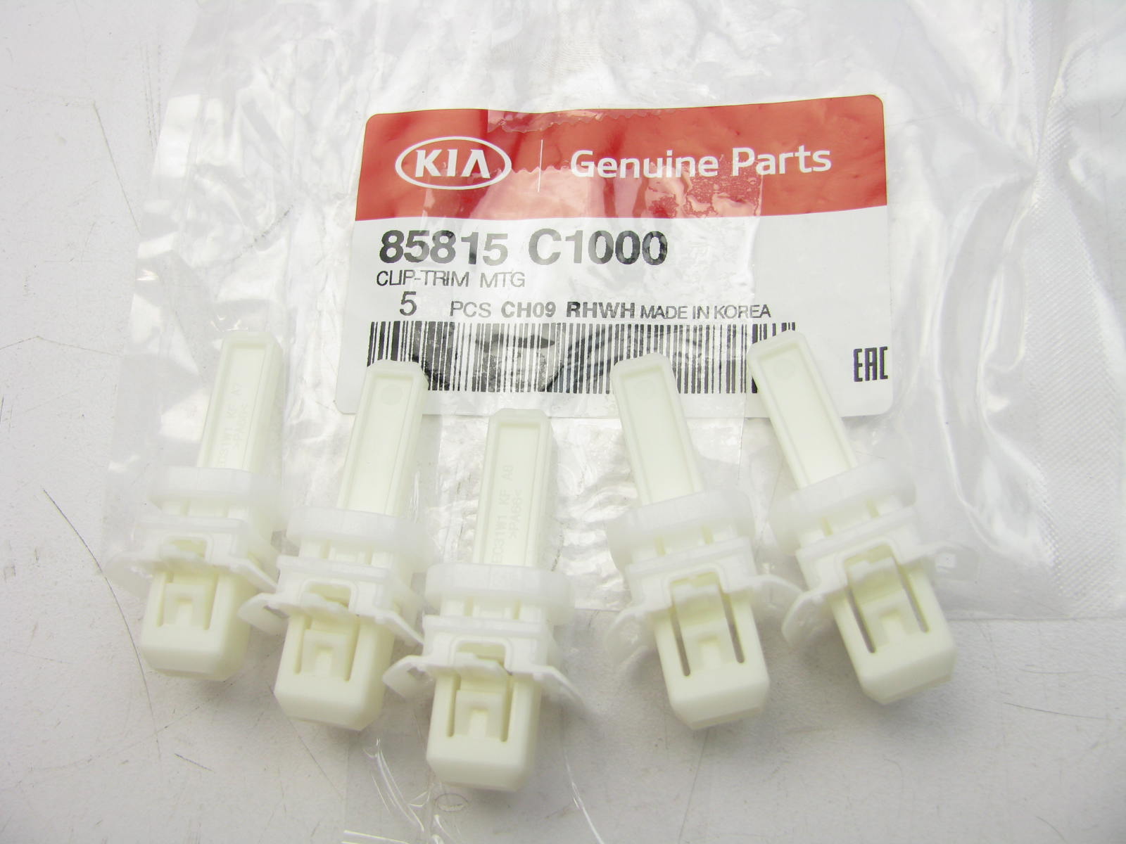 (5) NEW GENUINE Windshield Interior Pillar Trim Clips OEM For Kia 8581 ...