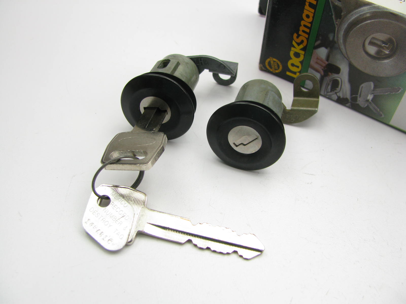 Locksmart DL62820 Front Door Lock Kit & Keys – Spark Surplus Auto Parts