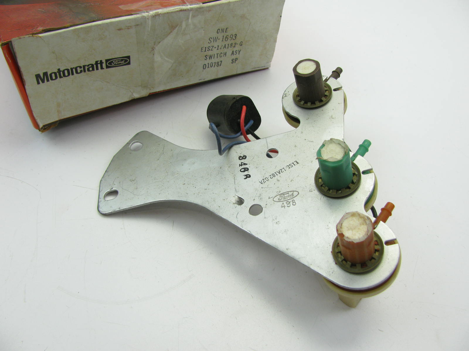 NOS OEM Ford Distributor Modulator Valve Solenoid - 1981 Thunderbird ...