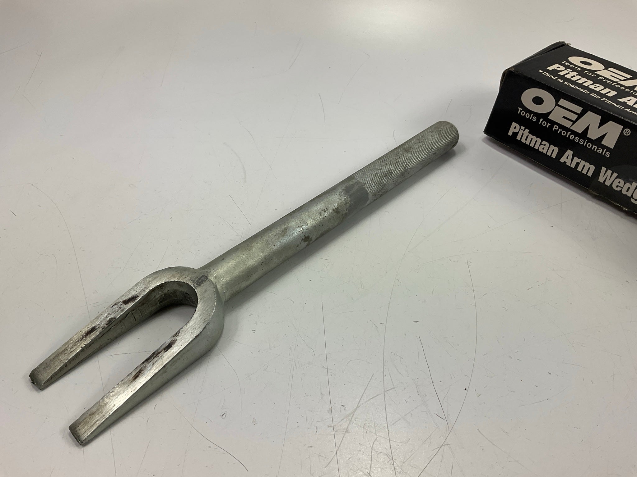 USED #20 OEM Tools 27021 Pickle Fork Ball Joint Separator, 1-1/8/'' Op ...