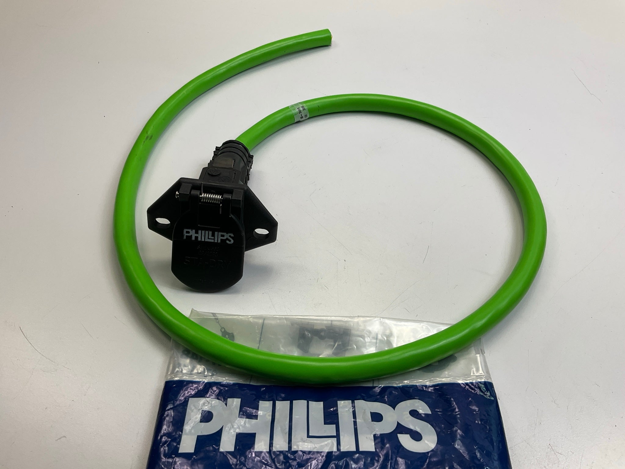 Phillips 16-7401 48'' QCS Blunt-Cut Cable Harness With 7-Way STA-DRY S ...