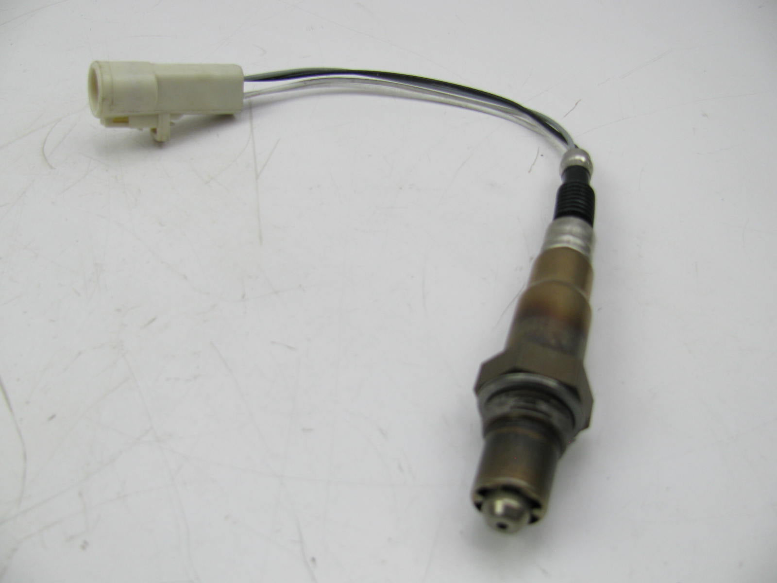NEW - OUT OF BOX Bosch 0258986625 Oxygen O2 Sensor - 4 Wire - White Pl ...