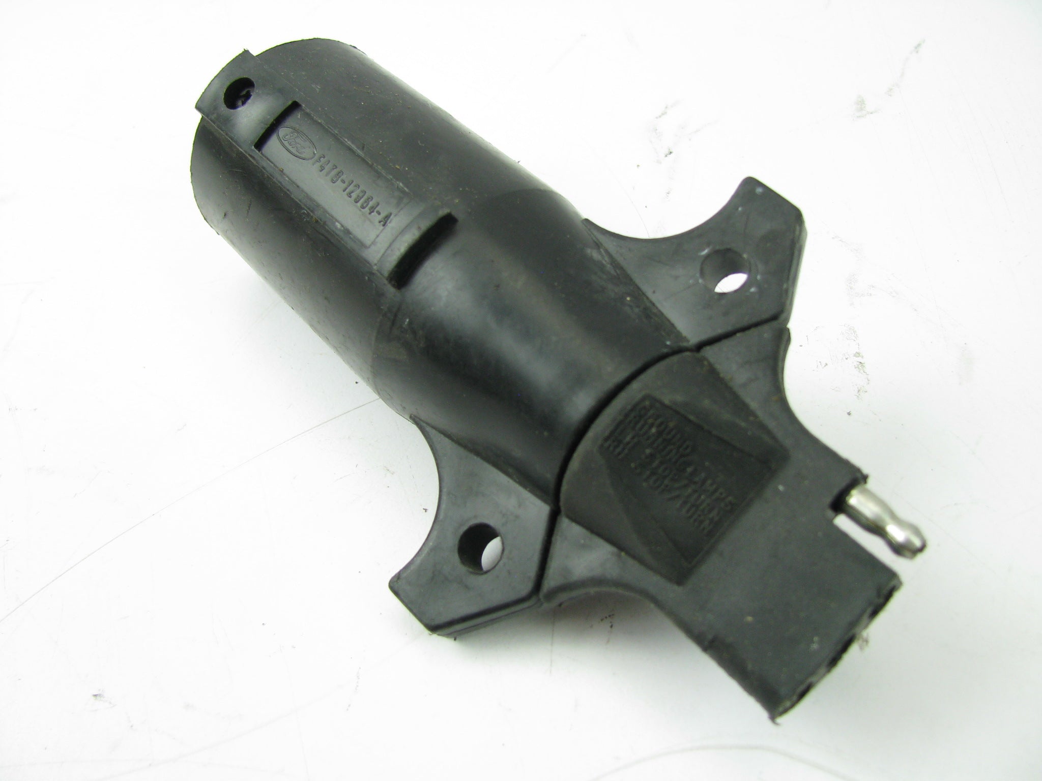 NEW UNBOXED OEM FORD 7 Pin To 4 Pin Trailer Hitch Tow Light Adapter F4 ...