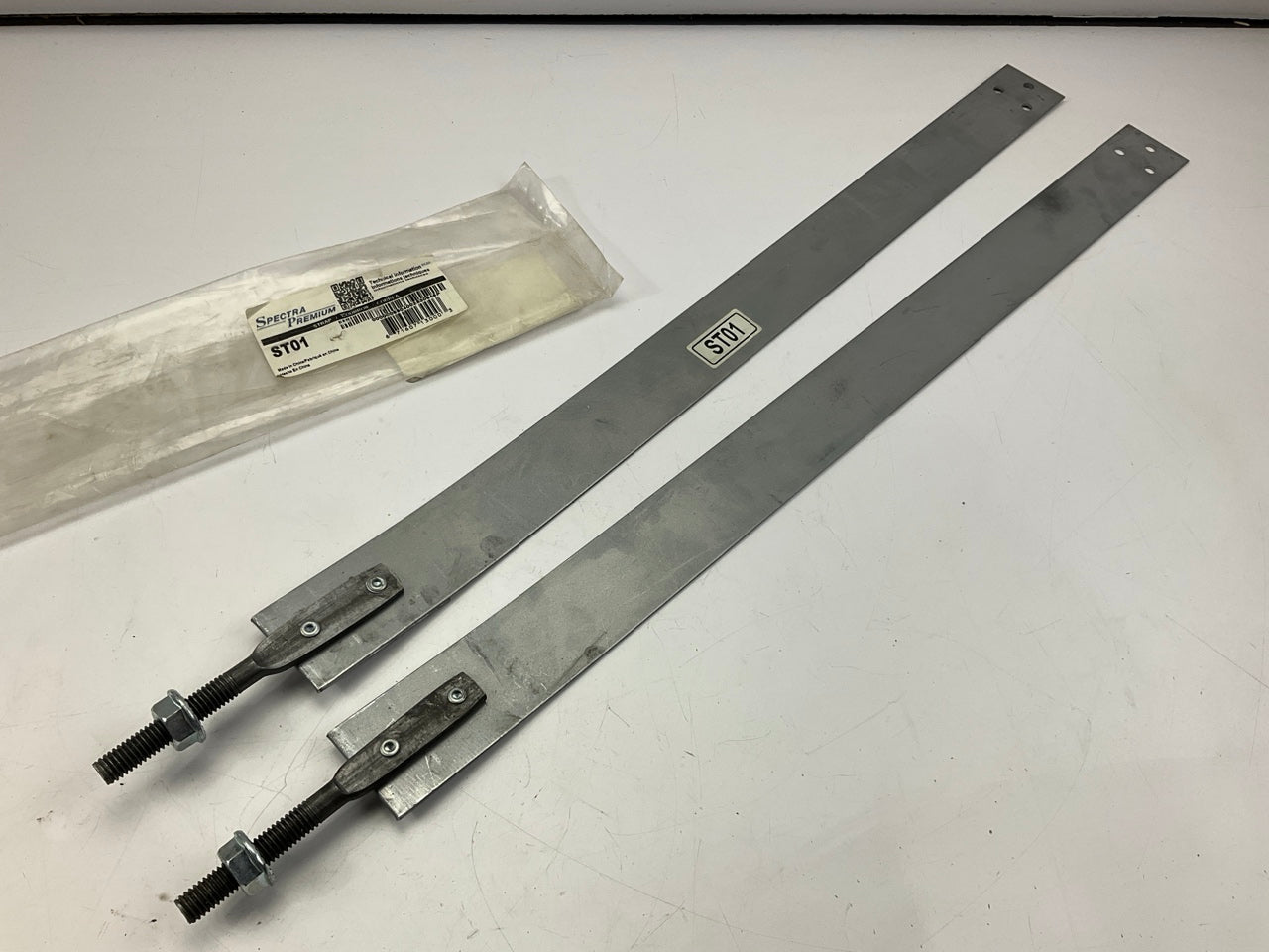 Spectra ST01 Fuel Tank Straps – Spark Surplus Auto Parts