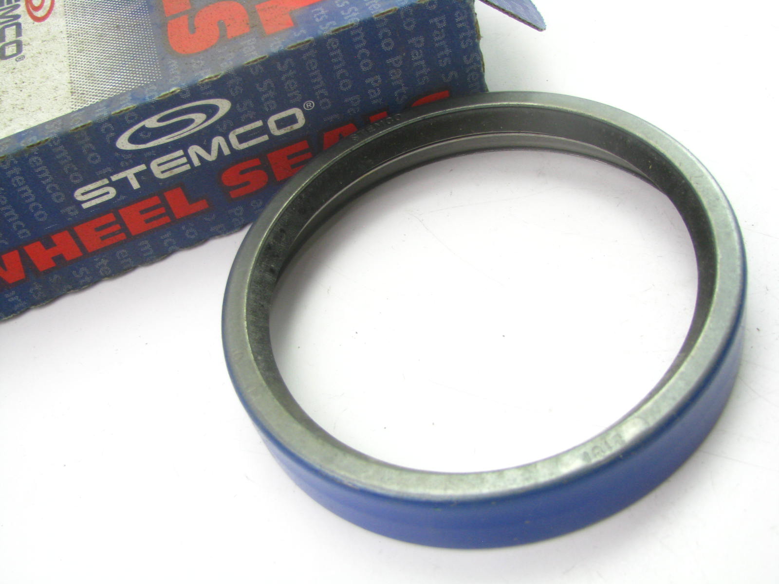 Stemco 382-8053 Wheel Hub Seal - 5.3890'' OD X 4.5000''ID X 0.9750'' W ...