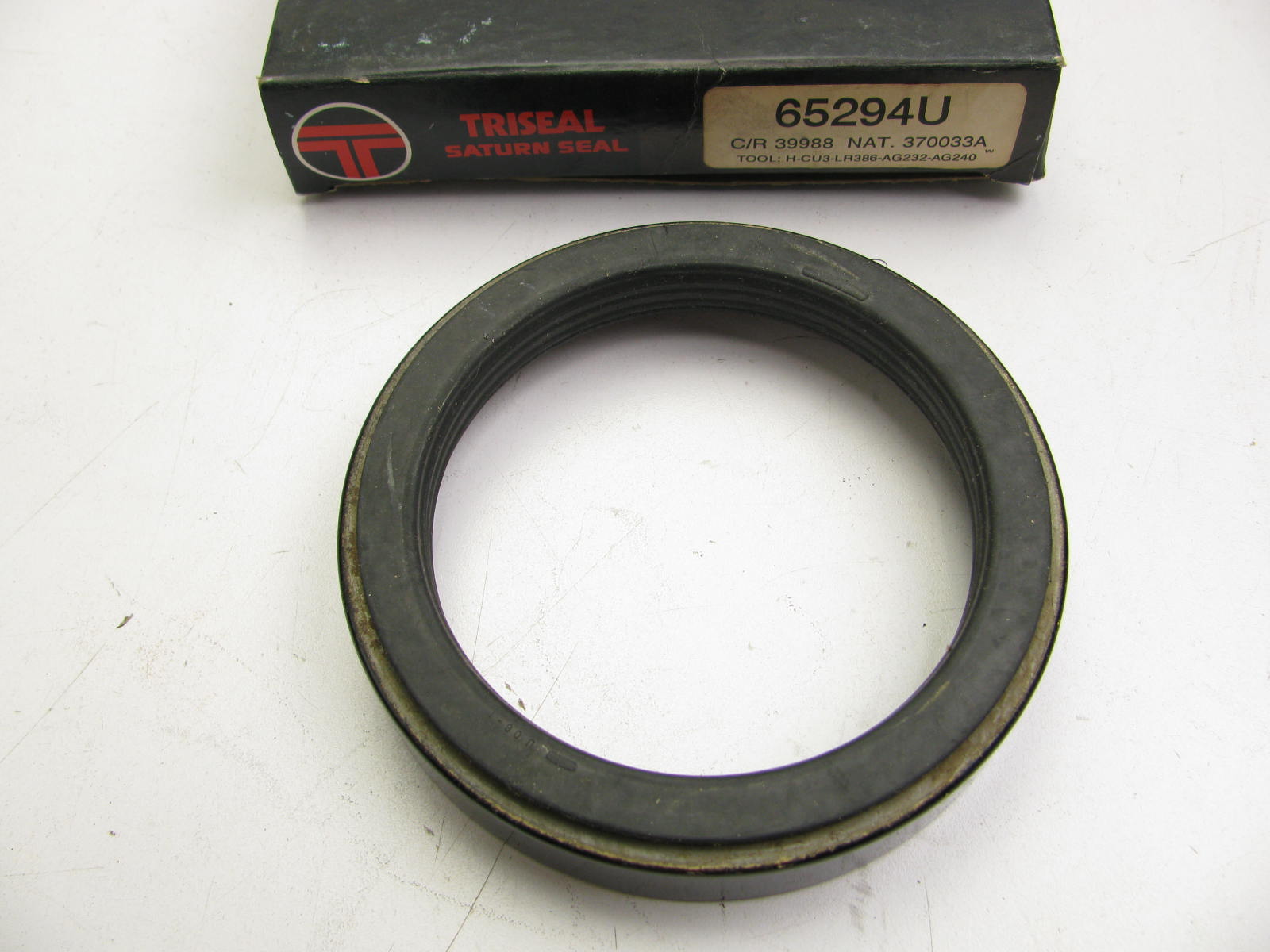 Triseal 65294U Wheel Seal - 5.132'' OD X 3.875'' ID X 0.605'' Wide ...