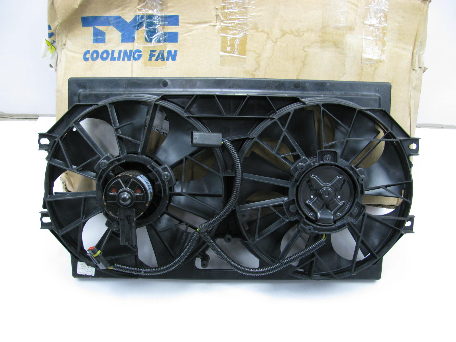 TYC FA70014 Dual Radiator And Condenser Fan Motor - 2000-2005 Stratus ...